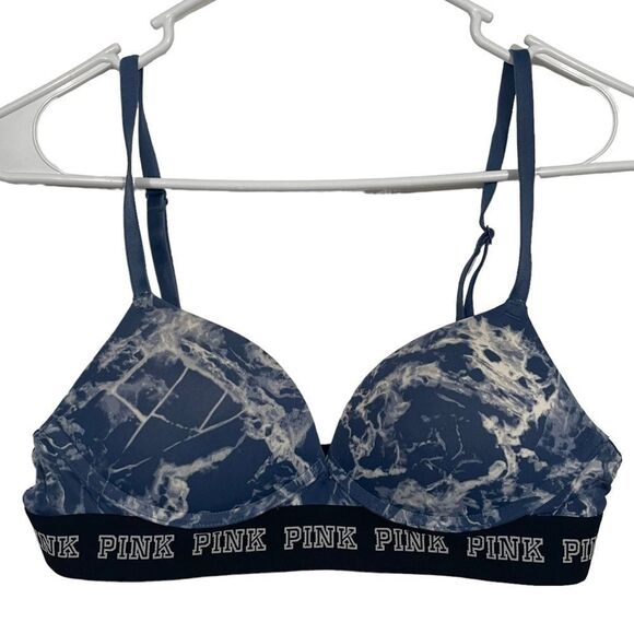 PINK Victoria's Secret | Intimates & Sleepwear | Victorias Secret Pink ...